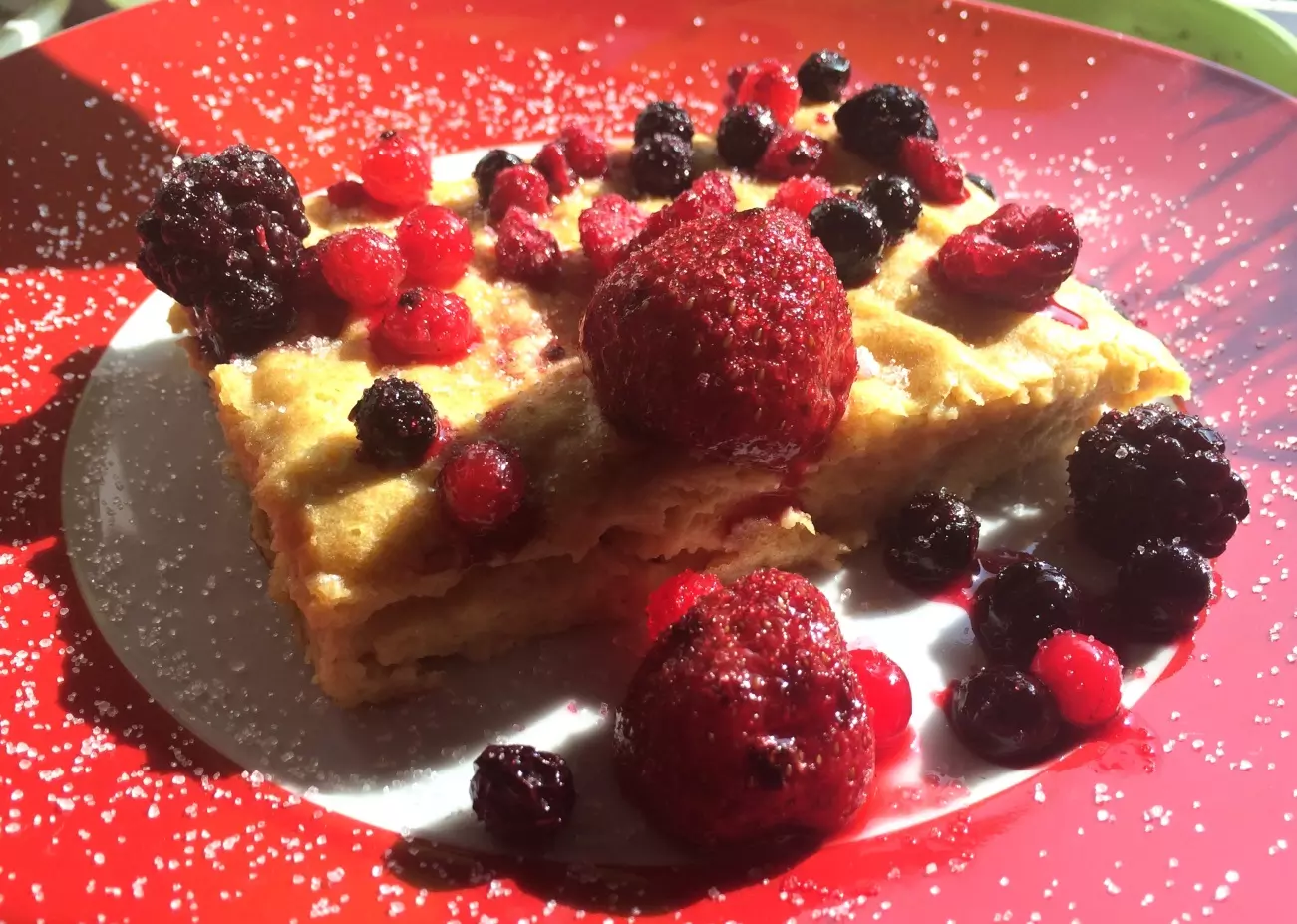 Carski praženec s skuto in gozdnimi sadeži / Blog | Blog - Malinca.si