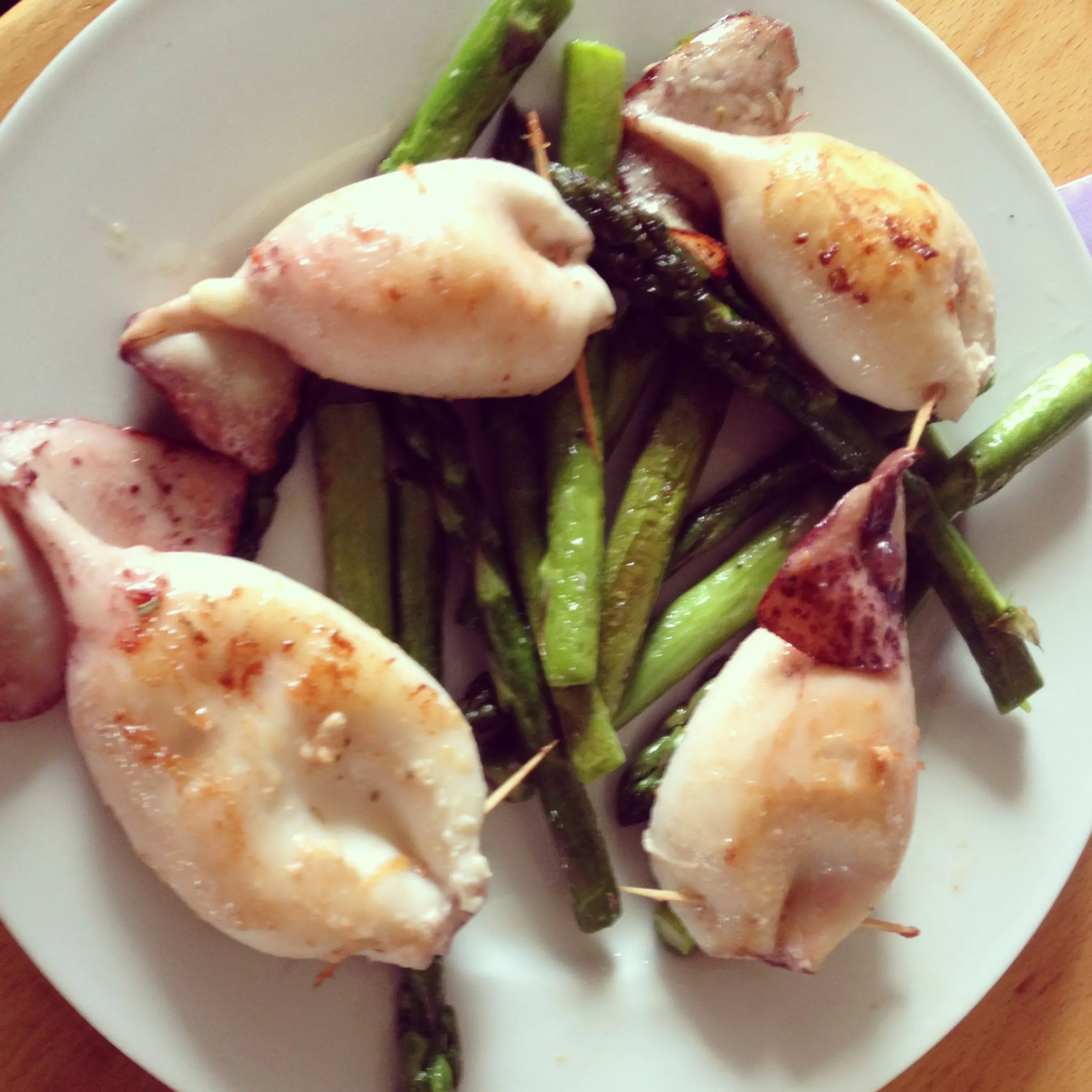 Polnjeni lignji s šparglji / Blog | Blog - Malinca.si